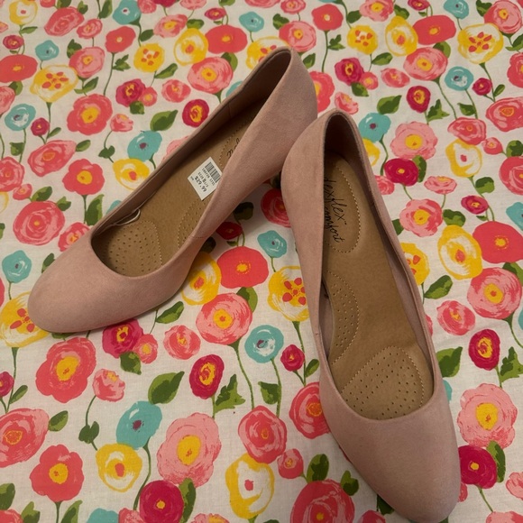 dexflex comfort | Shoes | Nwt 85 Dexflex Pink Heels | Poshmark